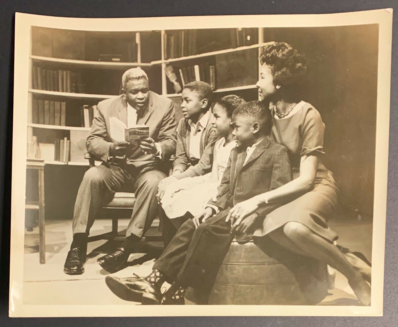 Feb 5 1960 Type 1 Photo Jackie Robinson With Wife & Kids Reading a Boo ...